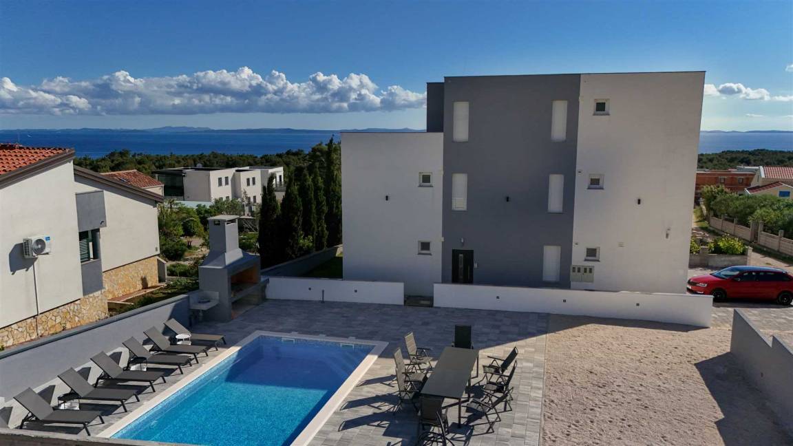 85 M² Apartamento ∙ 2 Habitaciones ∙ 5 Huéspedes - Vir