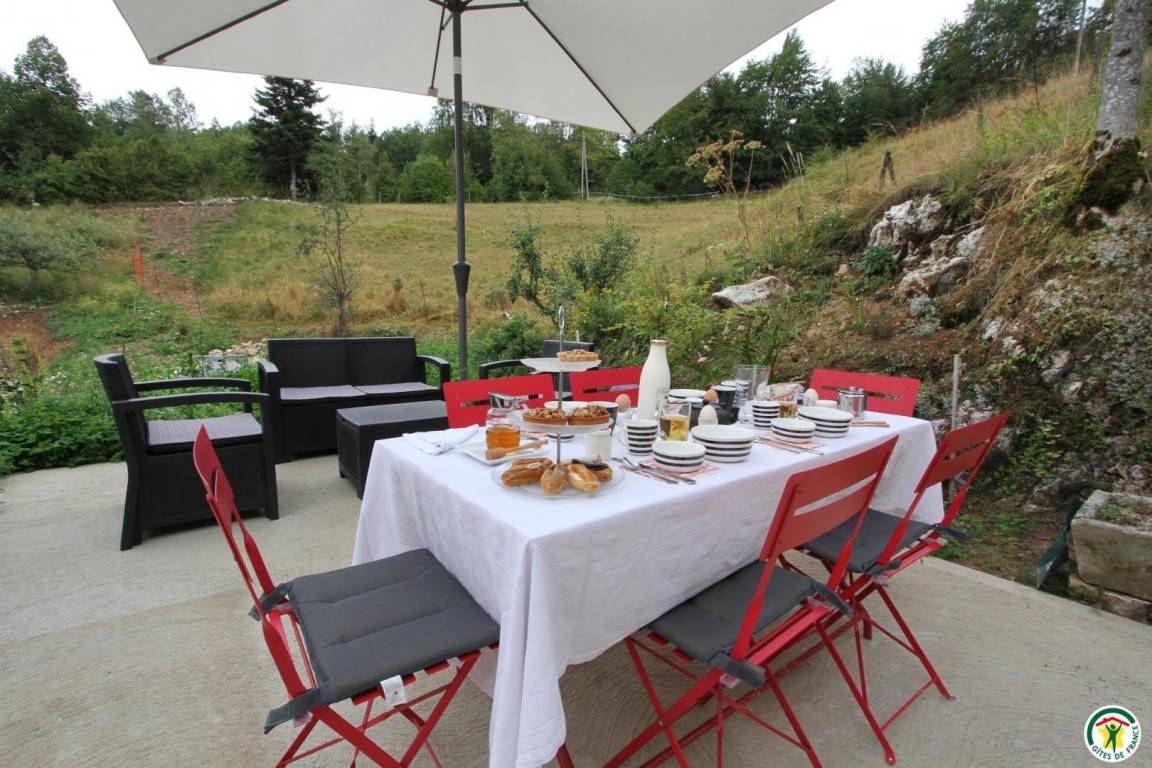 107 M² Gîte ∙ 3 Chambres ∙ 6 Personnes - Font d'Urle