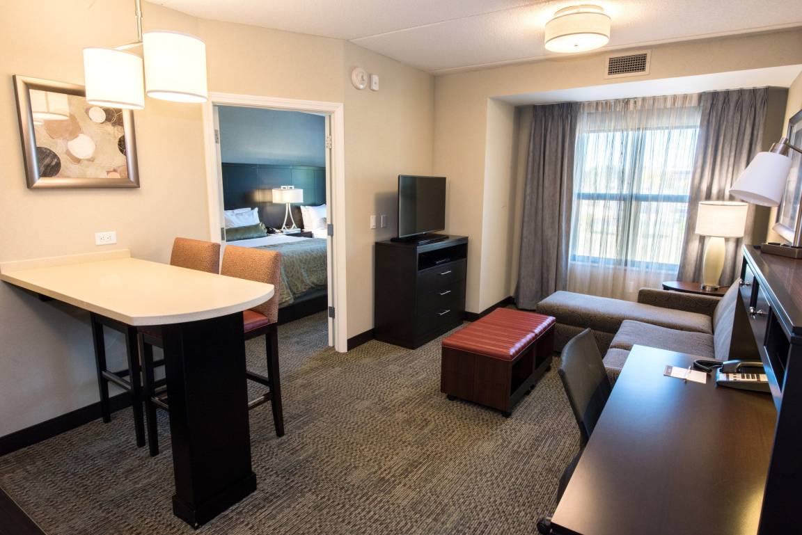Condo ∙ 2 Bedrooms ∙ 7 Guests - Albany, NY