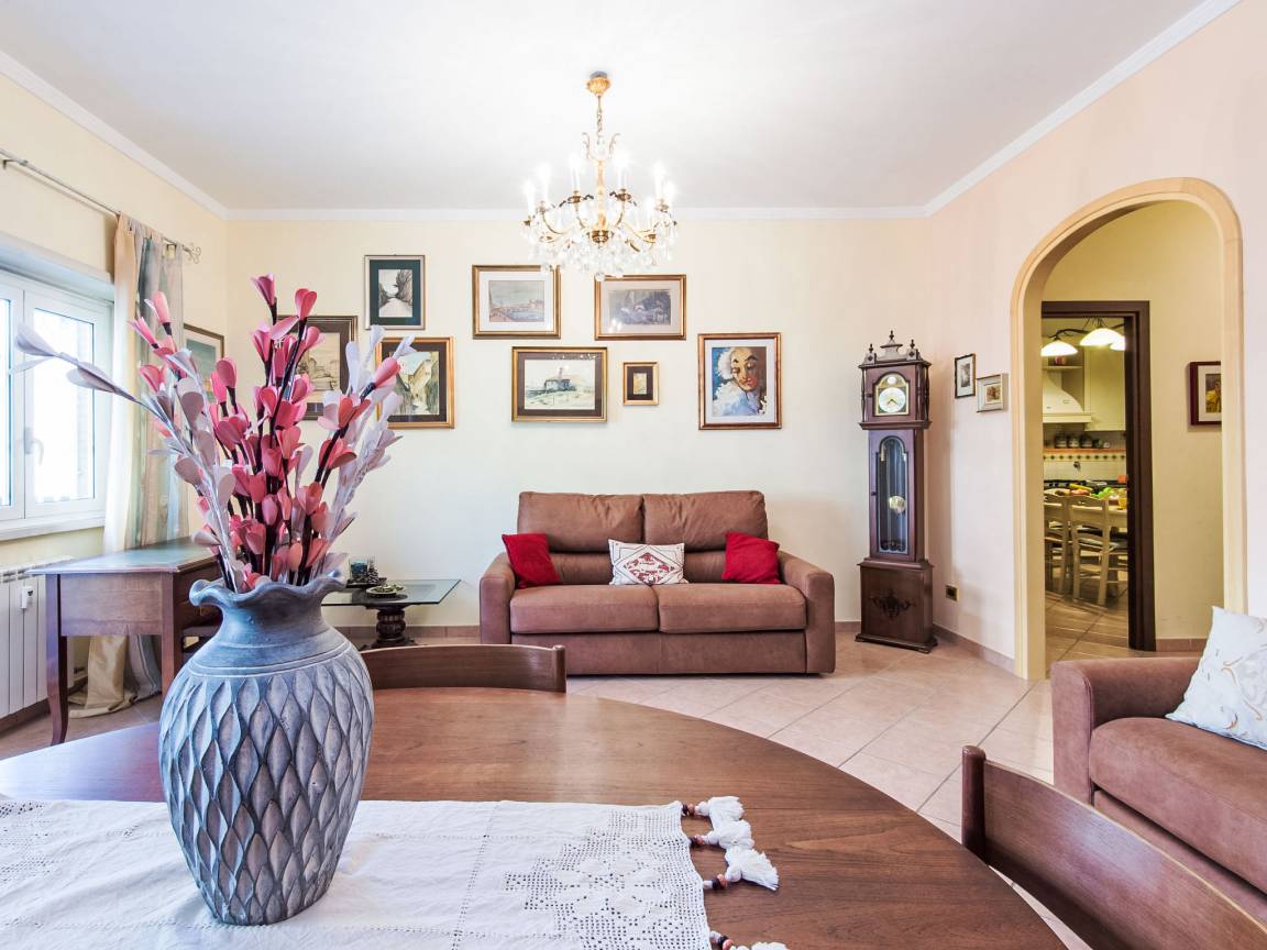 110 M² Ferienwohnung ∙ 2 Schlafzimmer ∙ 6 Gäste - Rom