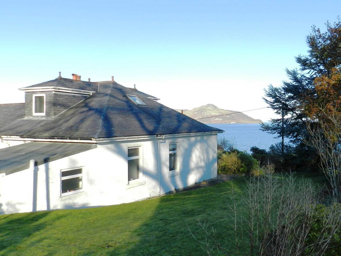 Cottage ∙ 3 Bedrooms ∙ 6 Guests - Isle of Arran