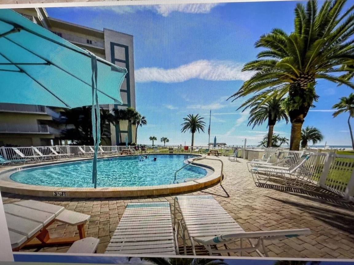 86 M² Villa ∙ 2 Bedrooms ∙ 6 Guests - Siesta Key, FL