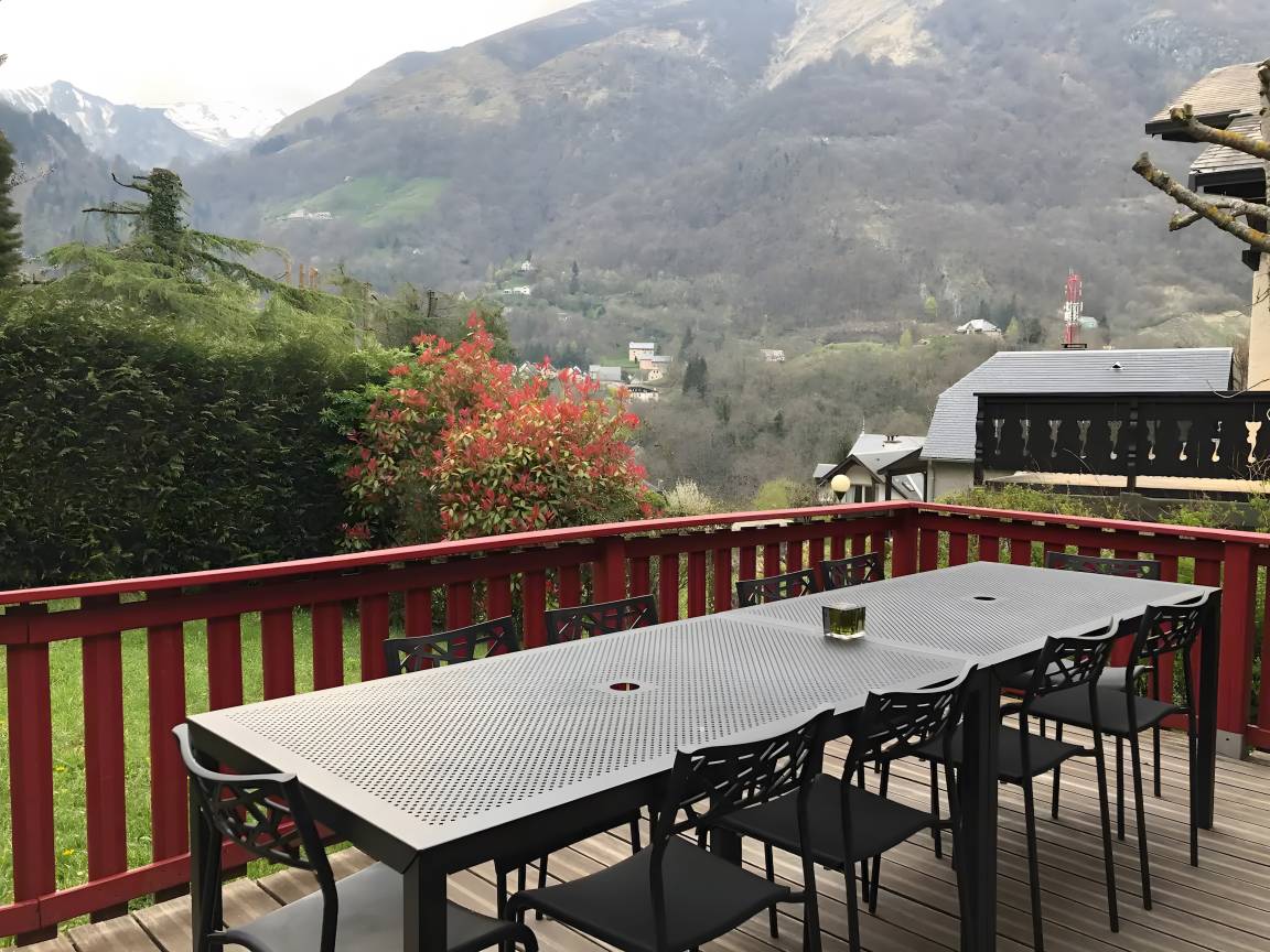 95 M² Maison De Vacances ∙ 5 Chambres ∙ 12 Personnes - Cauterets
