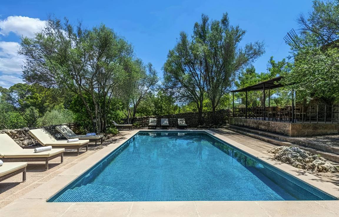 250 M² Finca ∙ 4 Schlafzimmer ∙ 8 Gäste - Palma