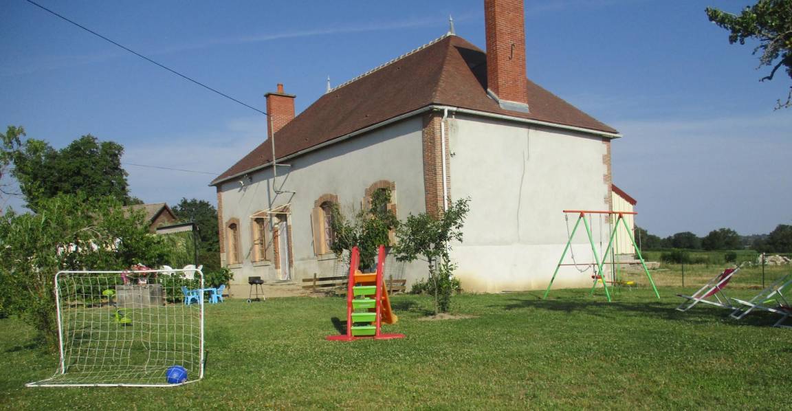 85 M² Gîte ∙ 3 Schlafzimmer ∙ 6 Gäste - Allier