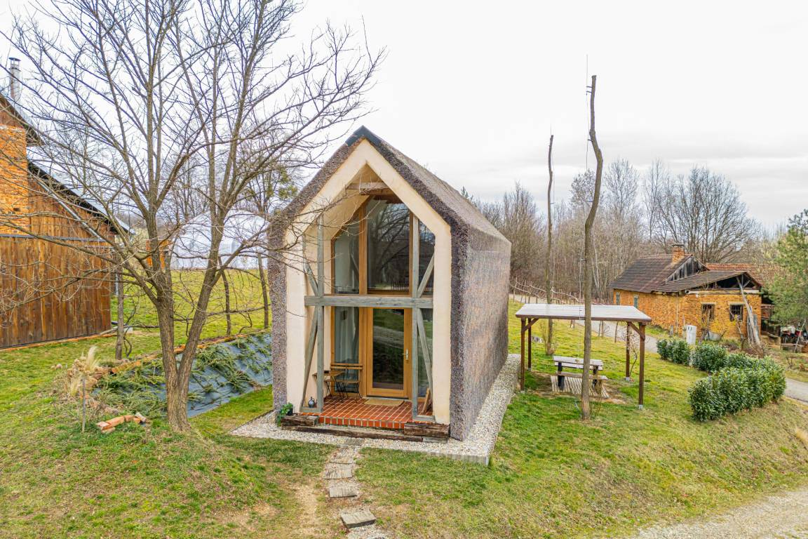52 M² Chalet ∙ 1 Bedroom ∙ 3 Guests - Slovenia