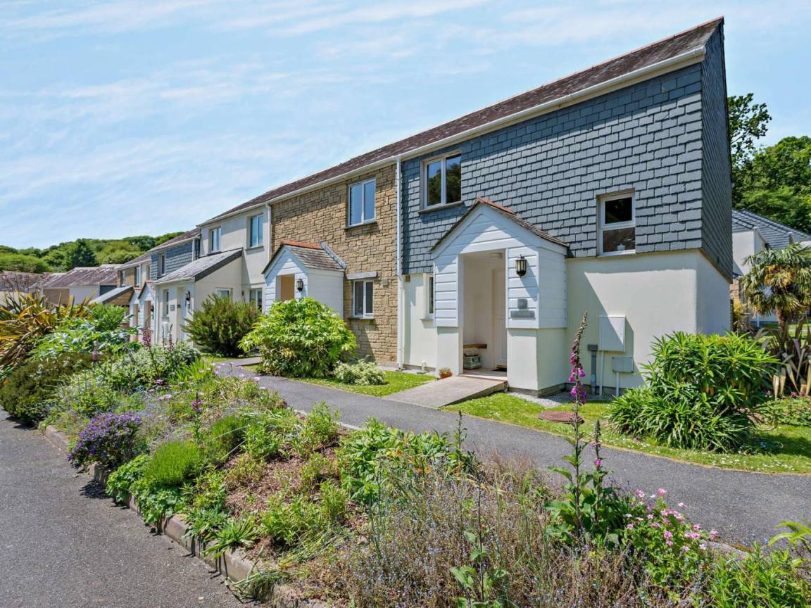 Cottage ∙ 3 Bedrooms ∙ 6 Guests - St Mawes