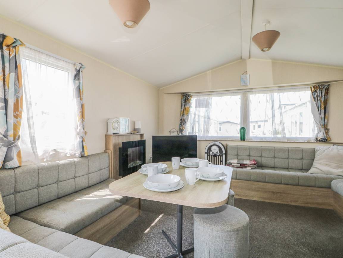 Cottage ∙ 3 Bedrooms ∙ 6 Guests - Eastbourne