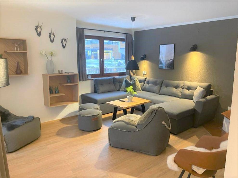 130 M² Appartement ∙ 3 Slaapkamers ∙ 8 Gasten - Hochsölden