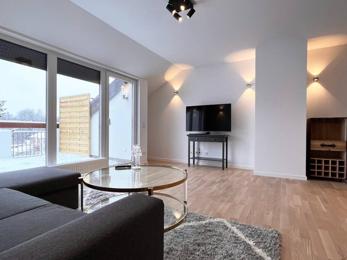 98 M² Apartamento ∙ 3 Habitaciones ∙ 4 Huéspedes - Puchheim