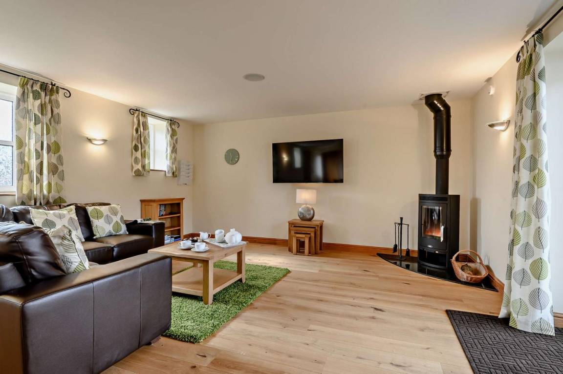 House ∙ 2 Bedrooms ∙ 4 Guests - Crickhowell