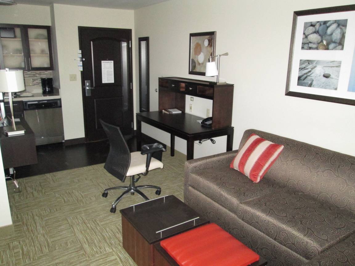 Condo ∙ 1 Bedroom ∙ 4 Guests - Bowling Green, KY