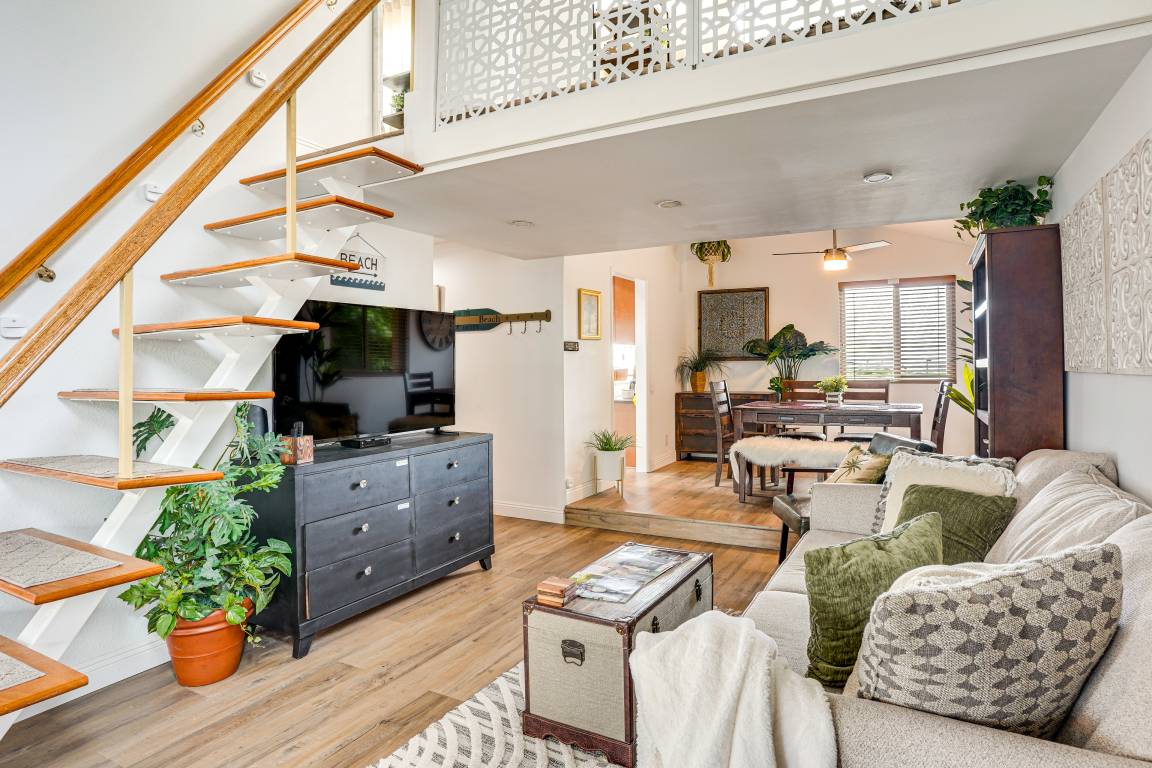 111 M² Apartment ∙ 2 Bedrooms ∙ 5 Guests - Huntington Beach, CA