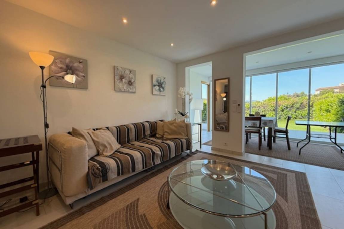 62 M² Apartamento ∙ 1 Habitación ∙ 2 Huéspedes - Le Cannet