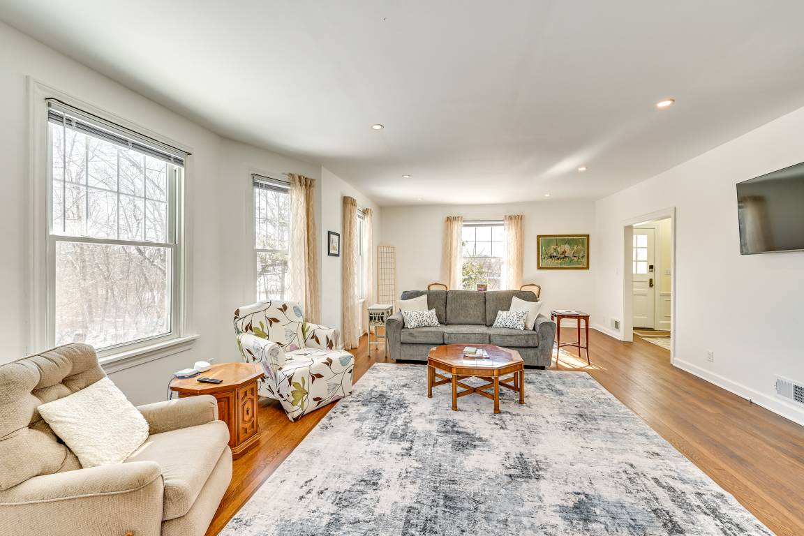 164 M² House ∙ 3 Bedrooms ∙ 6 Guests - LaPorte County, IN