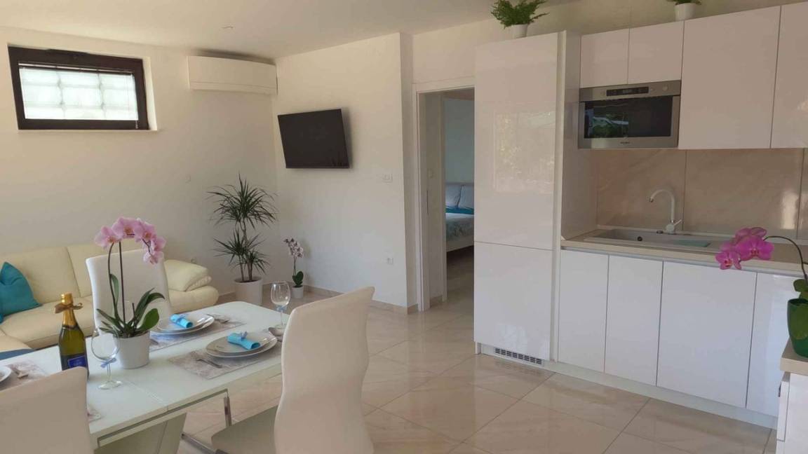 46 M² Apartment ∙ 2 Bedrooms ∙ 4 Guests - Pješčana Uvala