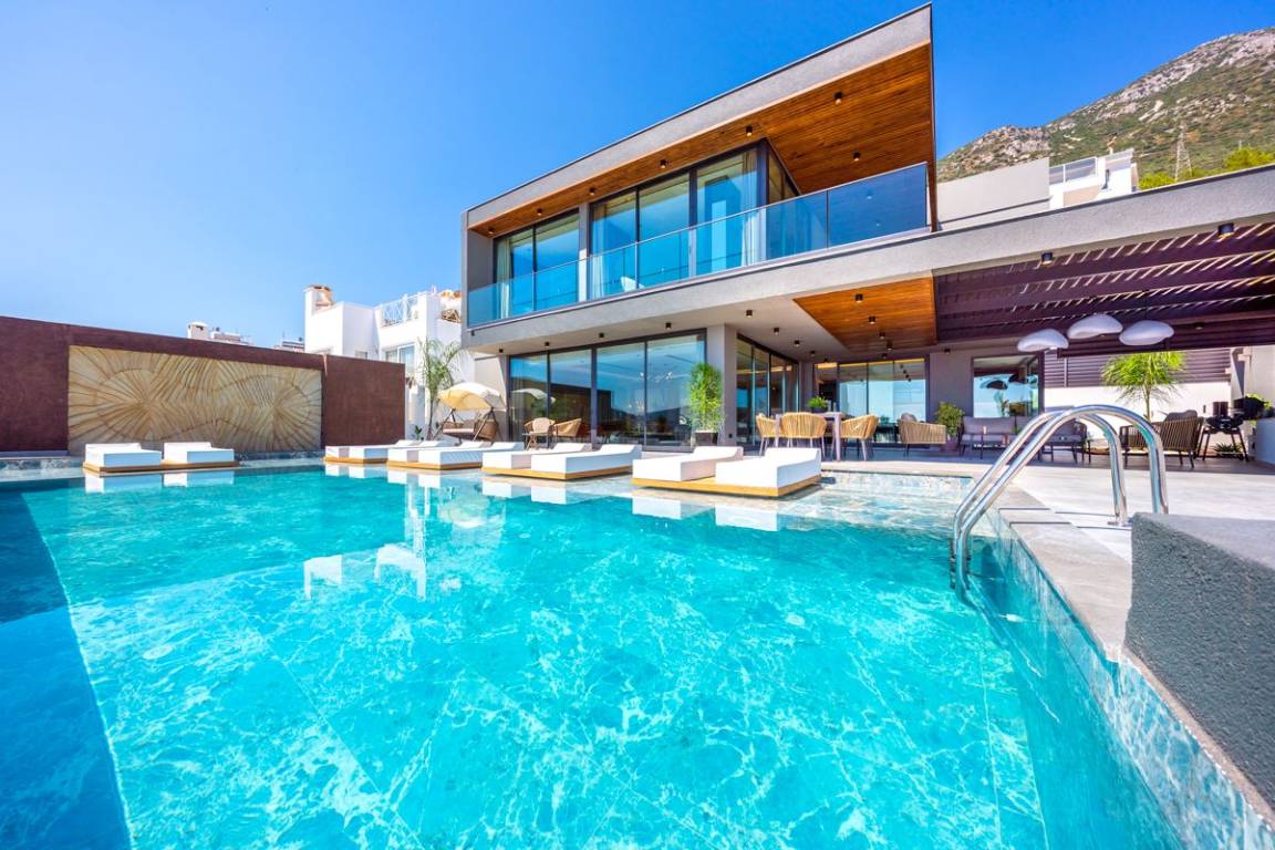 Villa ∙ 5 Bedrooms ∙ 10 Guests - Kalkan