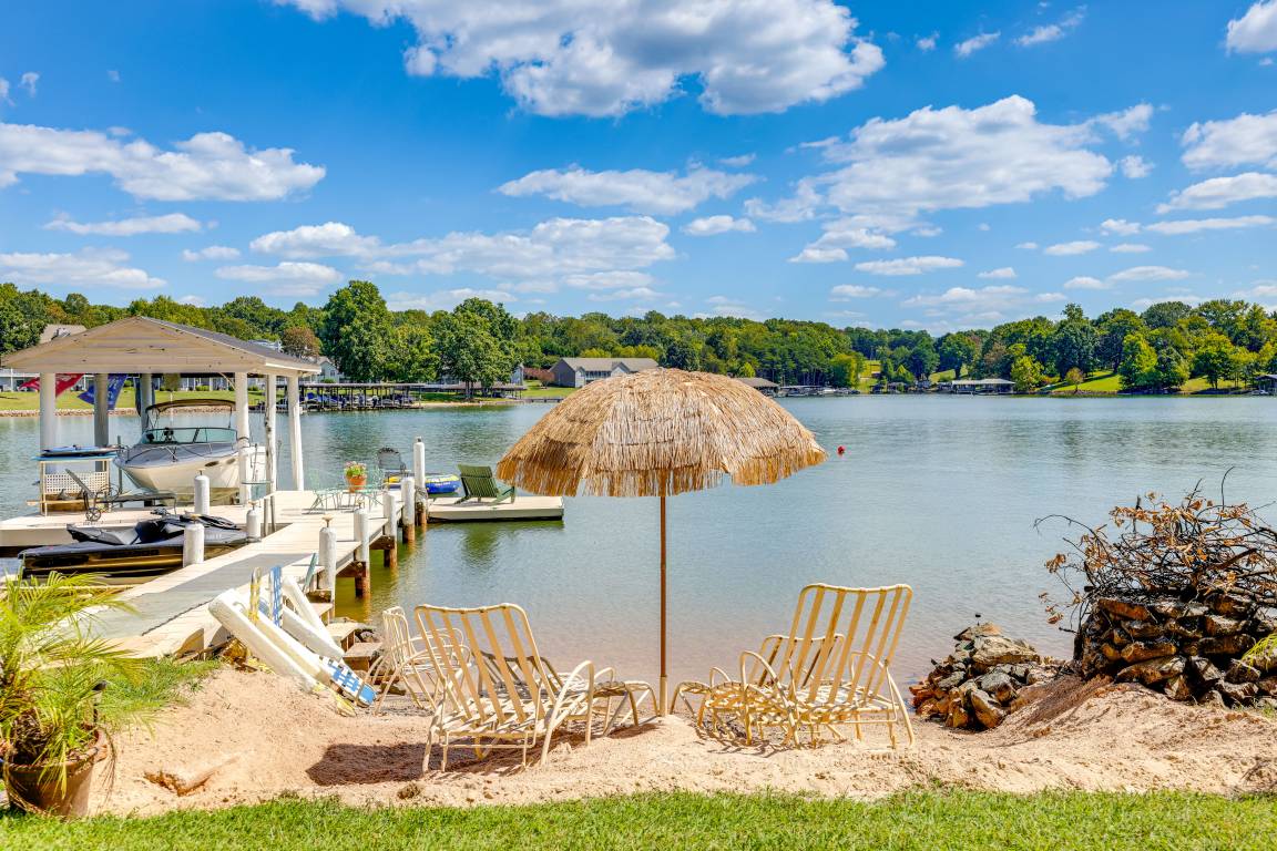 185 M² Apartment ∙ 1 Bedroom ∙ 4 Guests - Smith Mountain Lake, VA