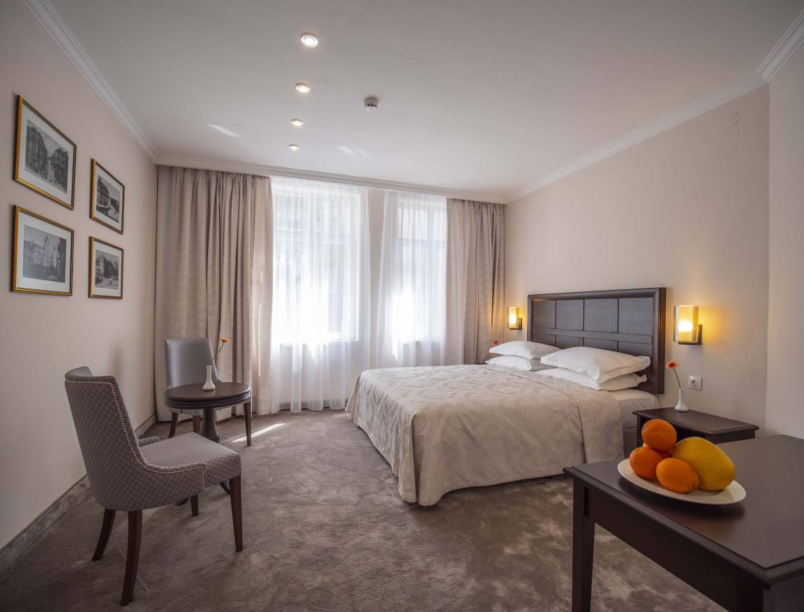 27 M² Pokój ∙ 1 Sypialnia ∙ 2 Gości - Sofia
