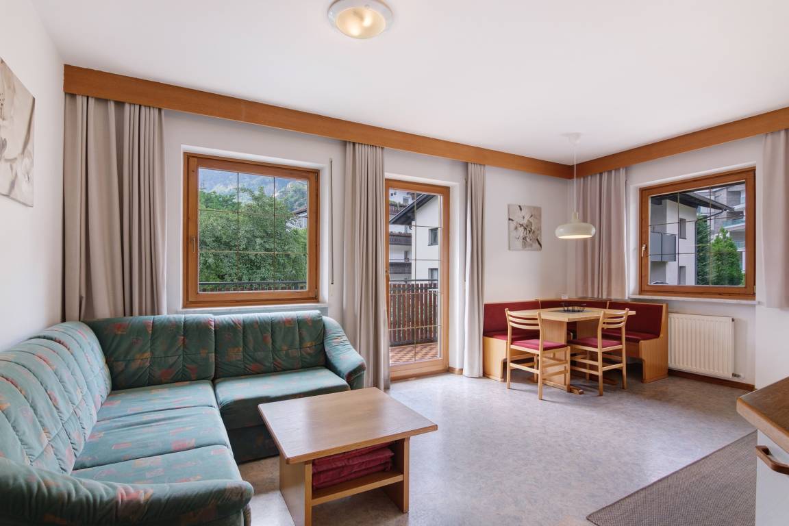 65 M² Apartment ∙ 2 Bedrooms ∙ 5 Guests - Coldrano