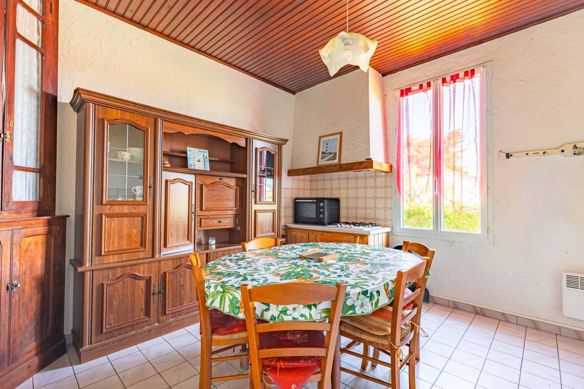 85 M² Maison De Vacances ∙ 4 Chambres ∙ 10 Personnes - Saint-Trojan-les-Bains