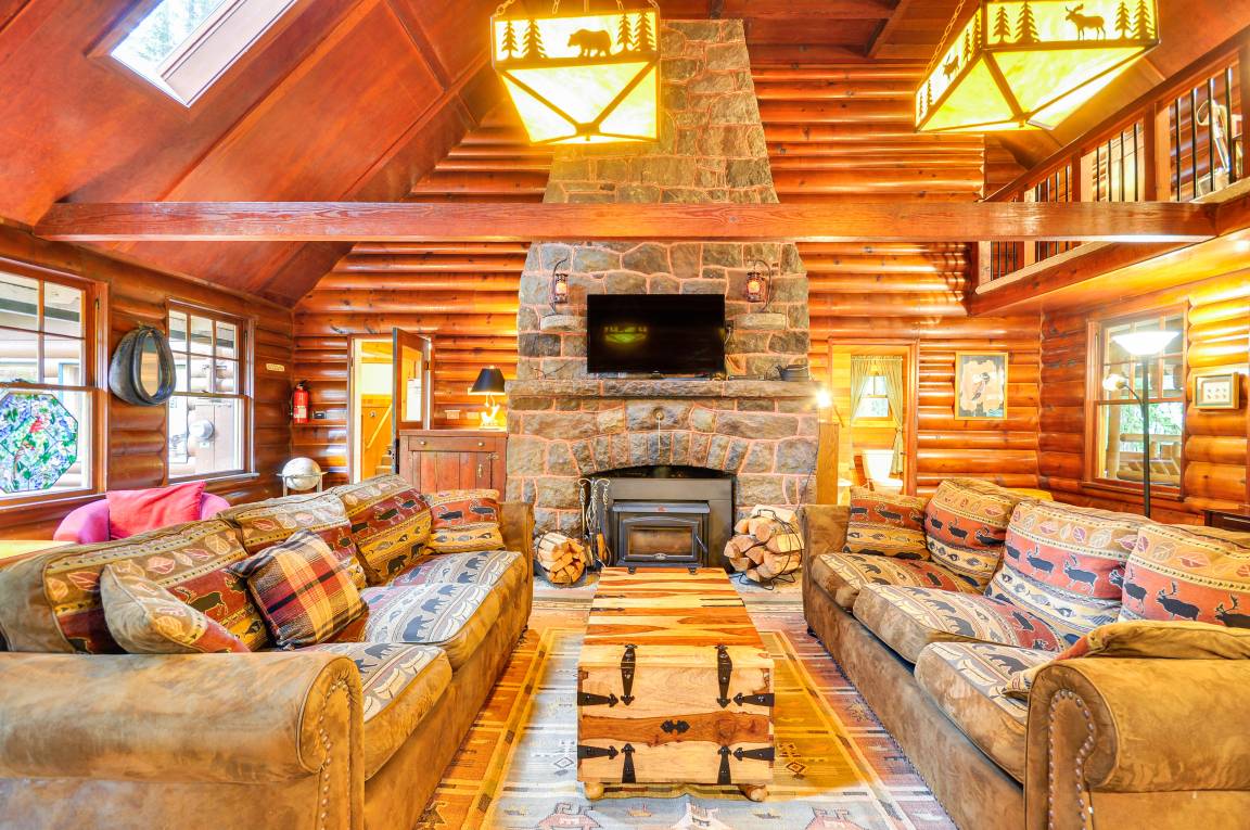 348 M² House ∙ 6 Bedrooms ∙ 16 Guests - Oregon