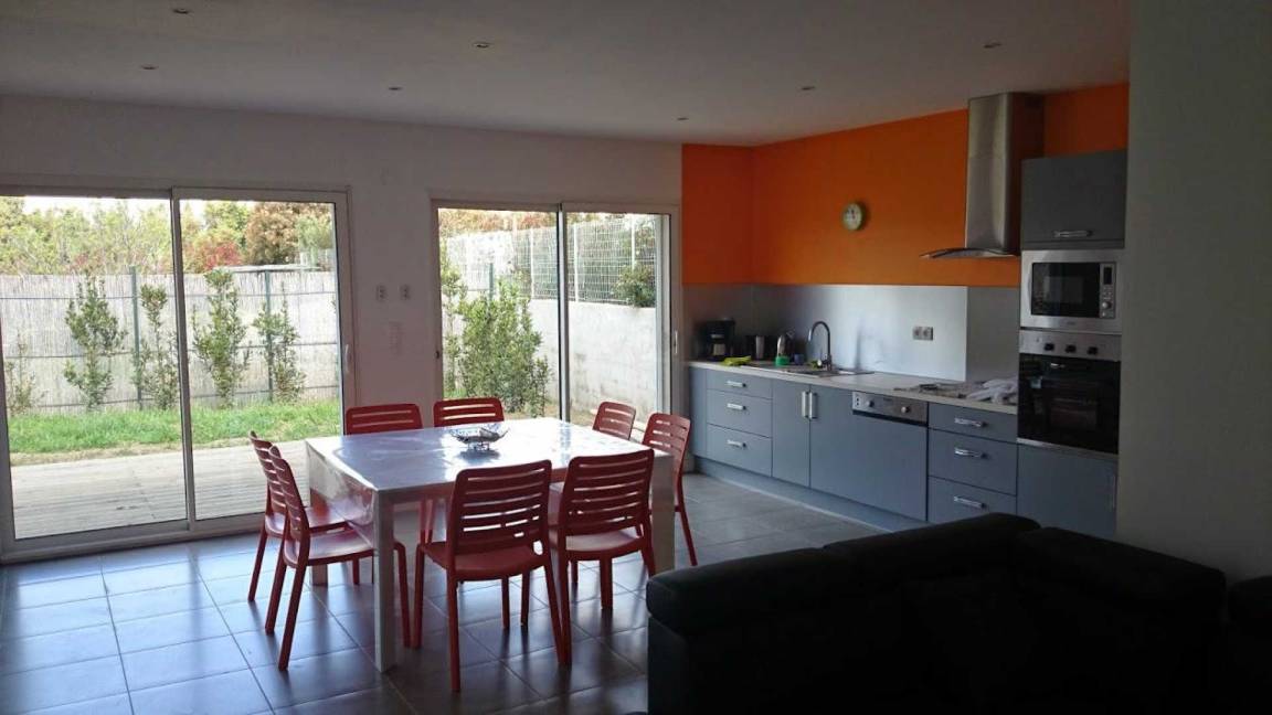 90 M² Gîte ∙ 3 Chambres ∙ 6 Personnes - Perpignan