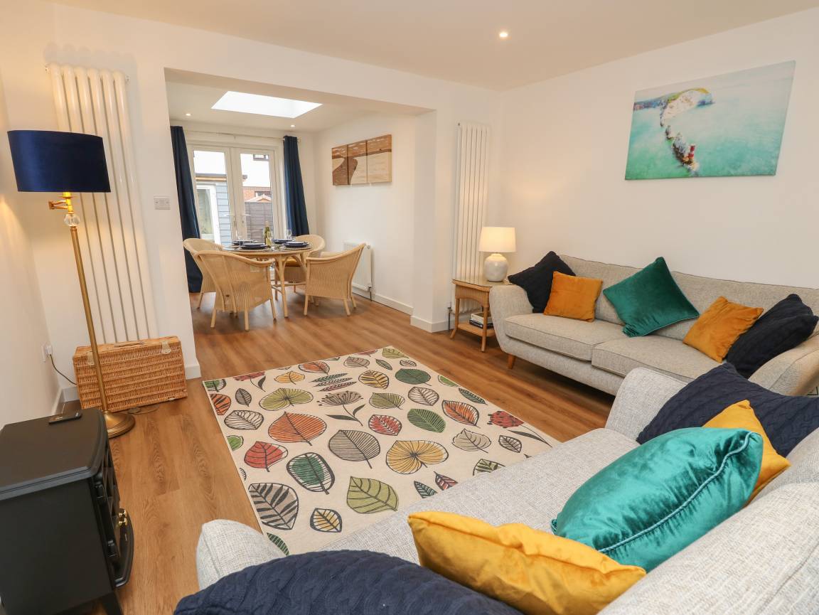 Cottage ∙ 2 Bedrooms ∙ 4 Guests - Sandown