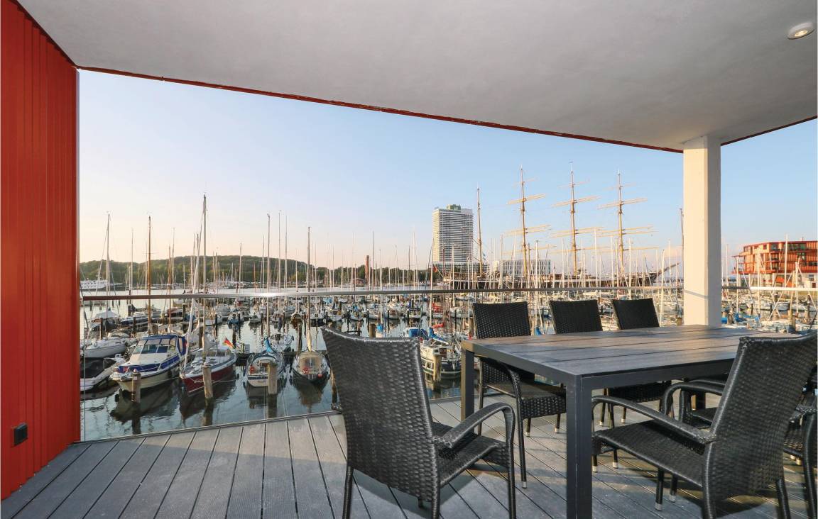 95 M² Apartment ∙ 3 Bedrooms ∙ 6 Guests - Lübeck