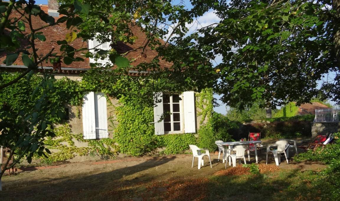 170 M² Gîte ∙ 5 Schlafzimmer ∙ 10 Gäste - Allier