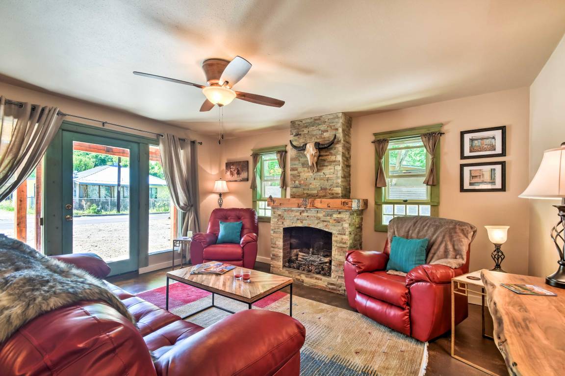 148 M² House ∙ 3 Bedrooms ∙ 6 Guests - Taos, NM