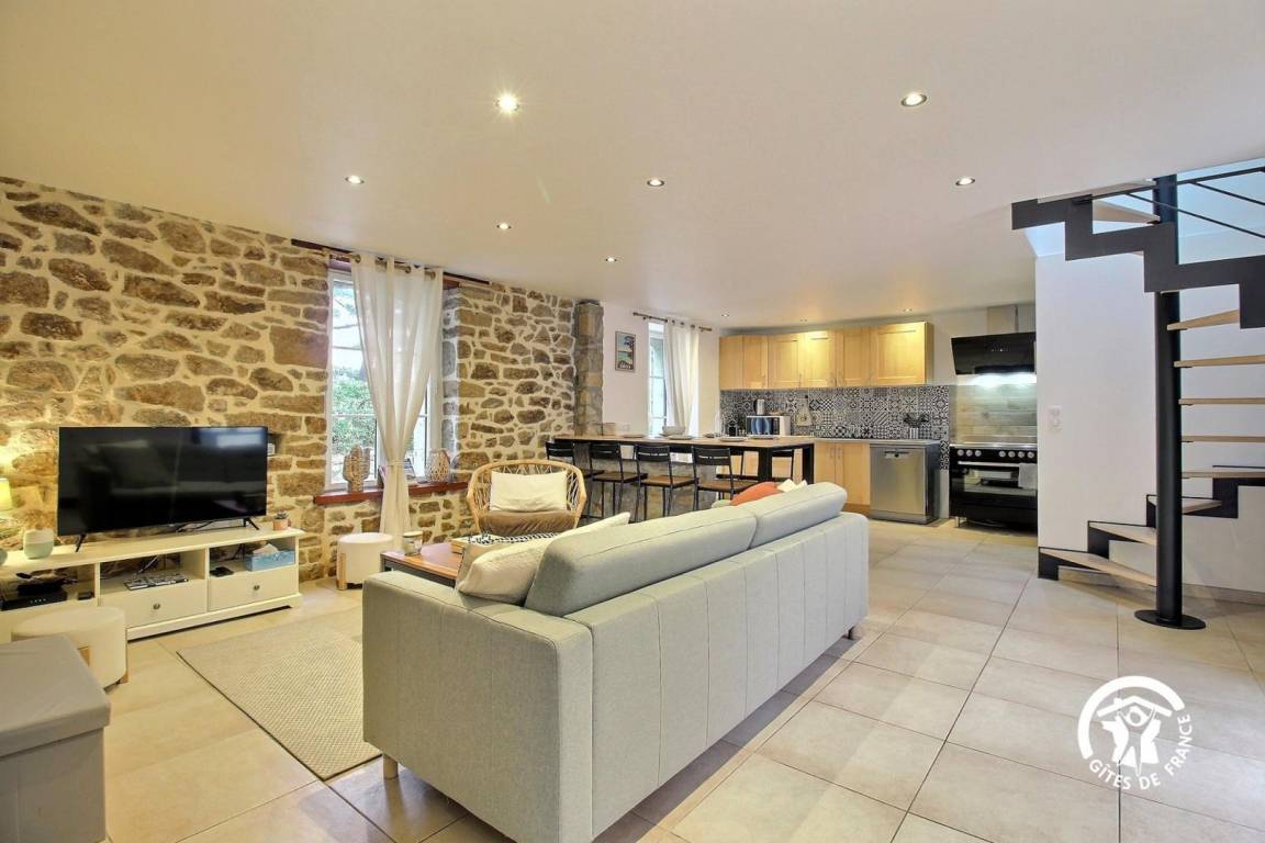 75 M² Gîte ∙ 2 Chambres ∙ 5 Personnes - Belz