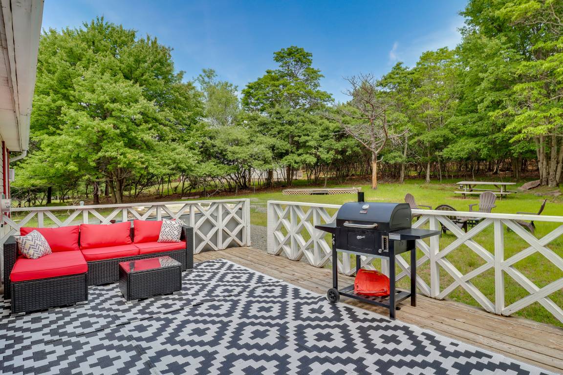 88 M² Cottage ∙ 3 Bedrooms ∙ 8 Guests - Pocono Mountains, PA