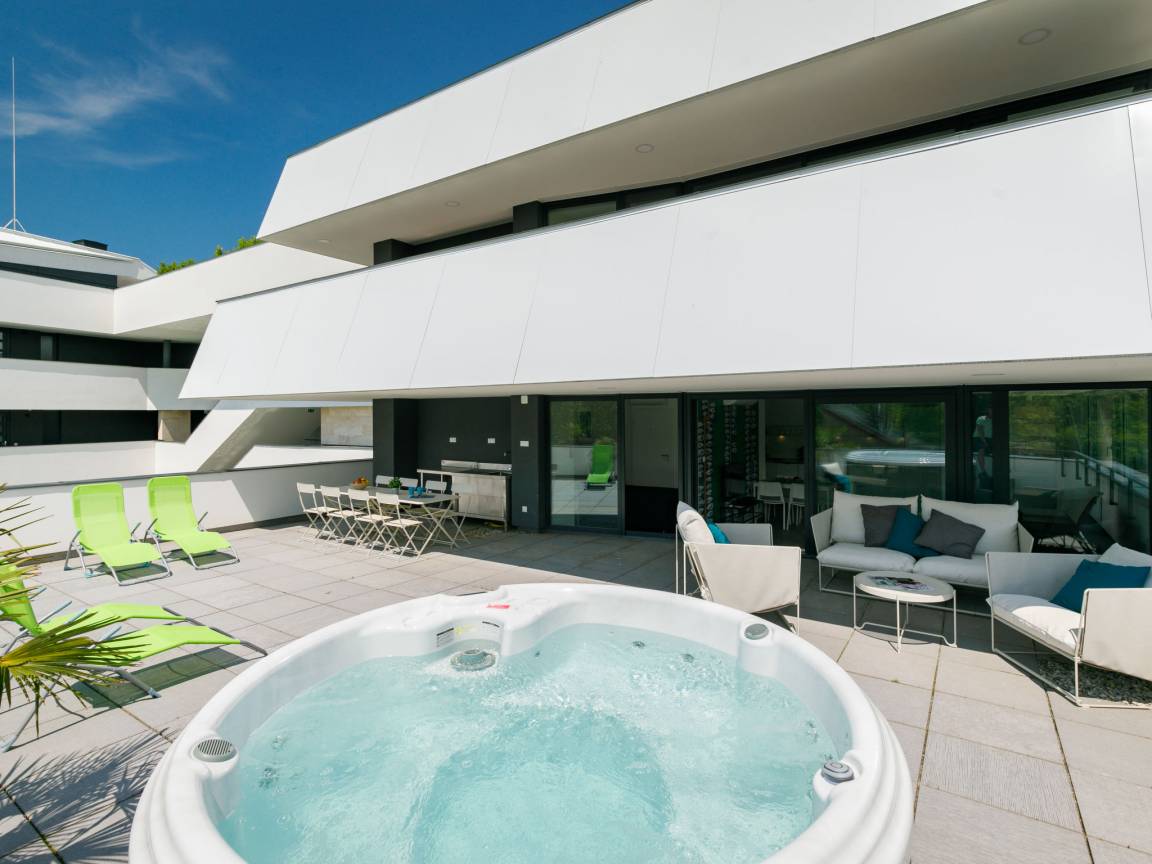 60 M² Apartment ∙ 2 Bedrooms ∙ 6 Guests - Tihany