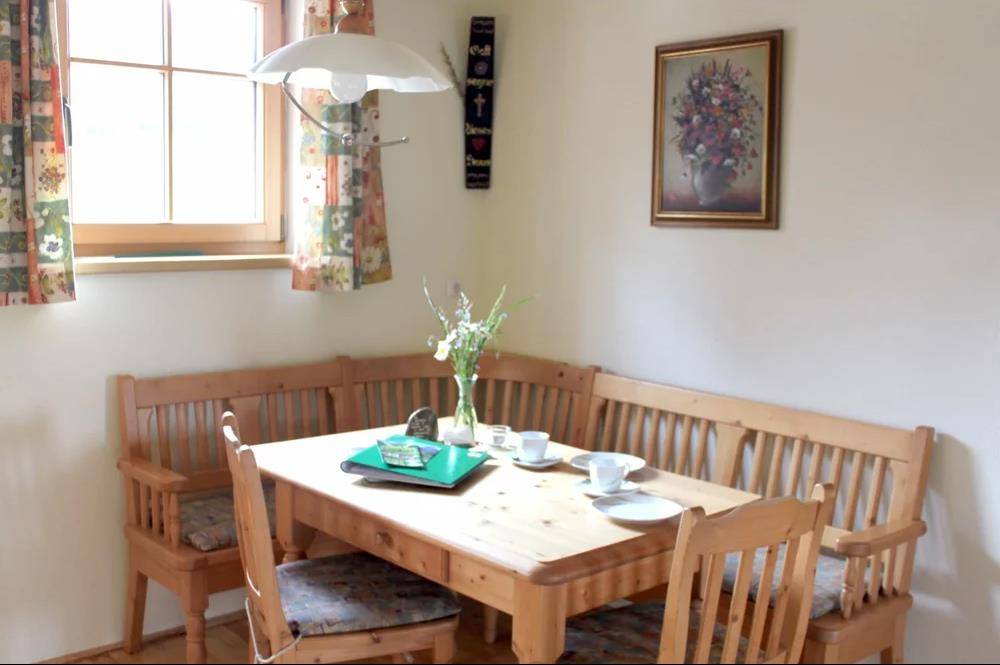 60 M² Ferienwohnung ∙ 2 Schlafzimmer ∙ 5 Gäste - Liezen