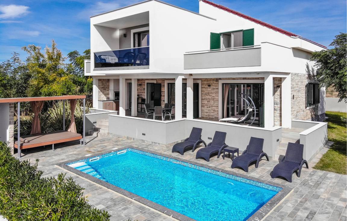 180 M² Ferienhaus ∙ 3 Schlafzimmer ∙ 6 Gäste - Novalja