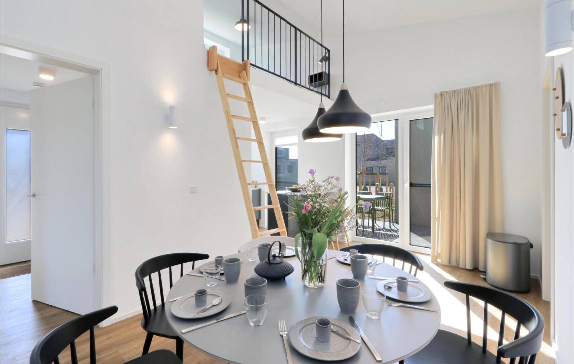 84 M² Ferienhaus ∙ 2 Schlafzimmer ∙ 6 Gäste - Lembruch