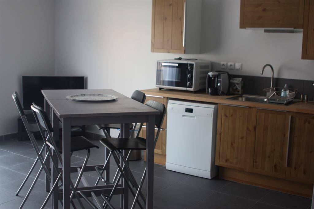 75 M² House ∙ 2 Bedrooms ∙ 6 Guests - Carcassonne