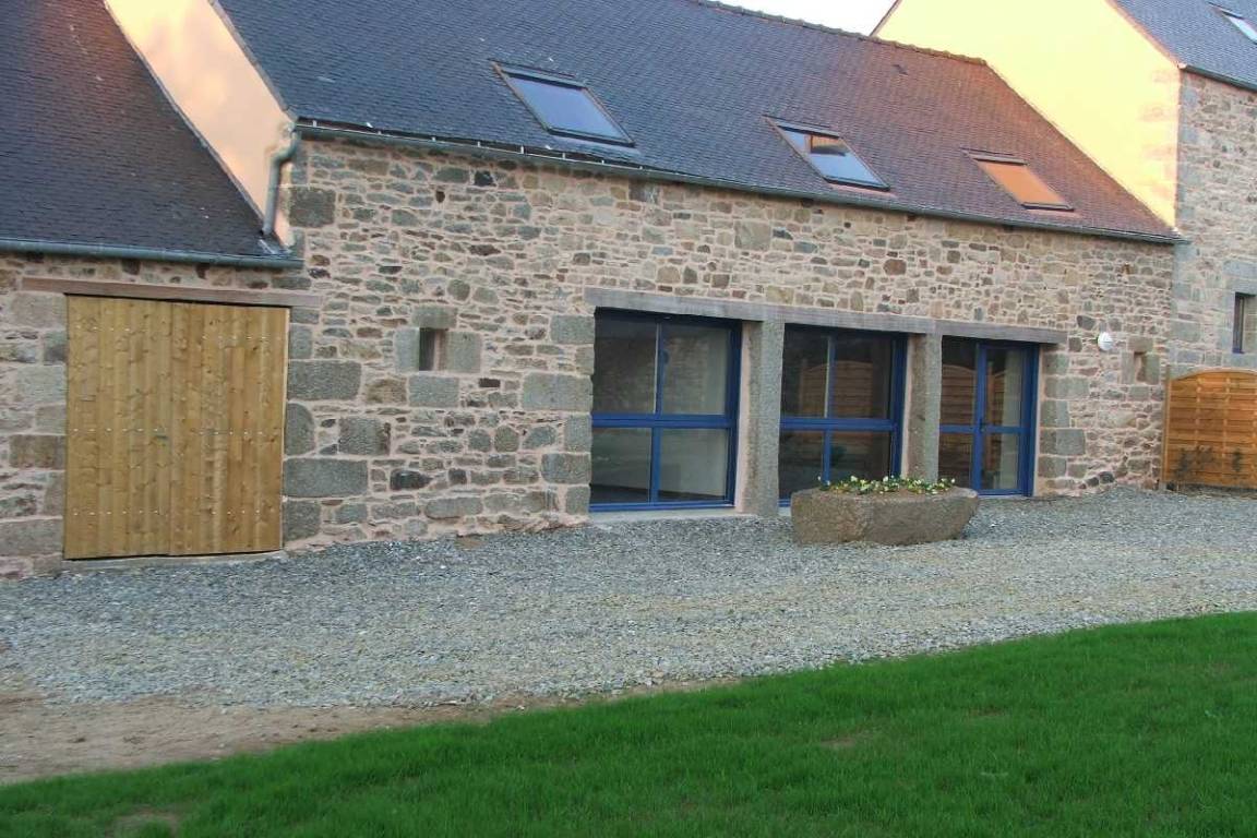 102 M² Gîte ∙ 4 Chambres ∙ 8 Personnes - Guingamp