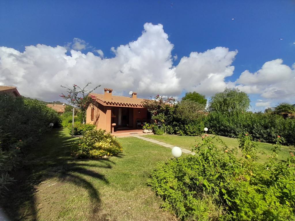 70 M² Villa ∙ 3 Slaapkamers ∙ 7 Gasten - Costa Rei