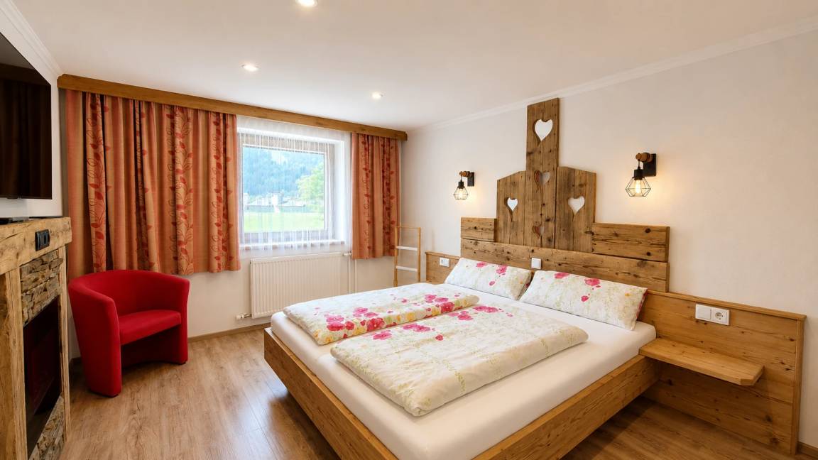 35 M² Ferienwohnung ∙ 1 Schlafzimmer ∙ 2 Gäste - Elbigenalp