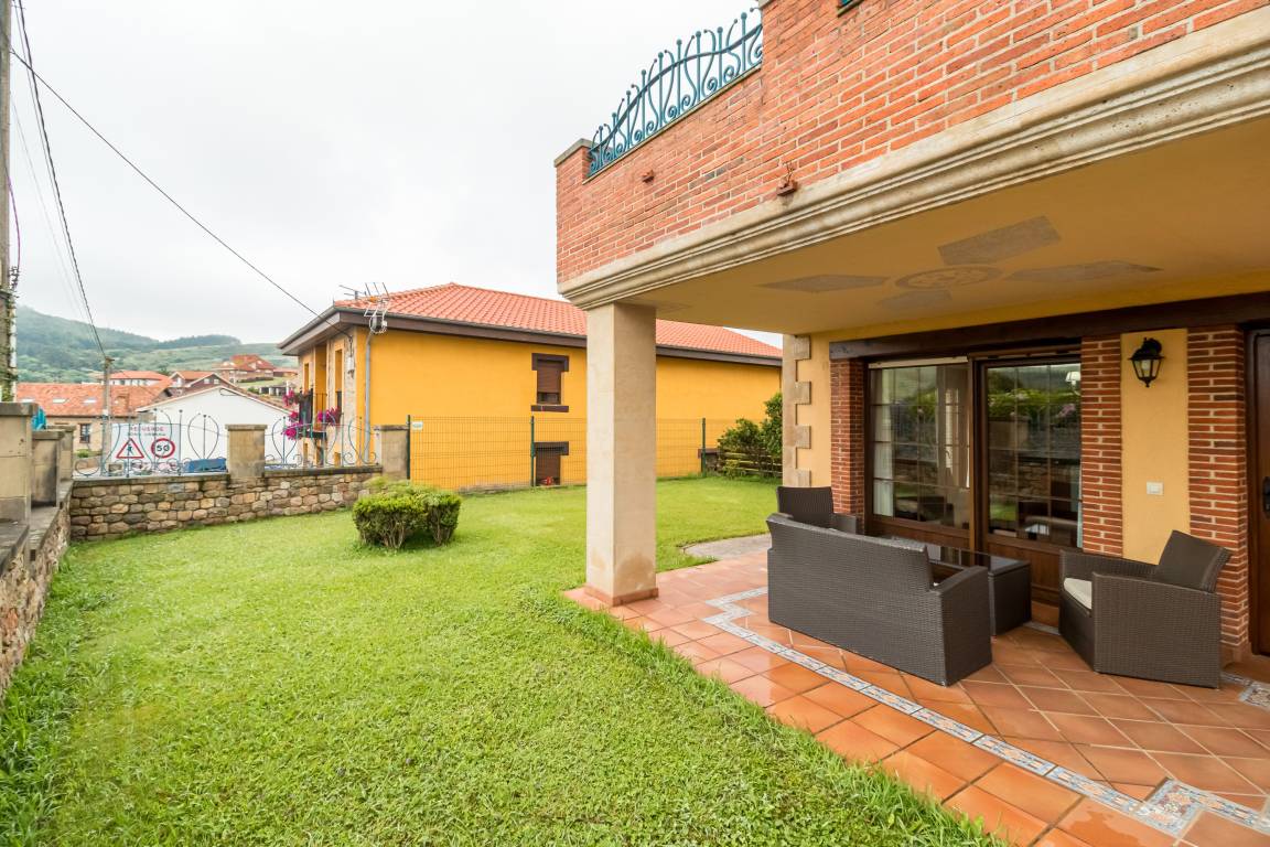 50 M² Apartamento ∙ 1 Habitación ∙ 4 Huéspedes - Torrelavega