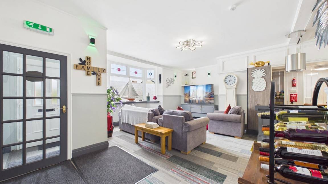 111 M² Apartment ∙ 2 Bedrooms ∙ 4 Guests - Little Haven