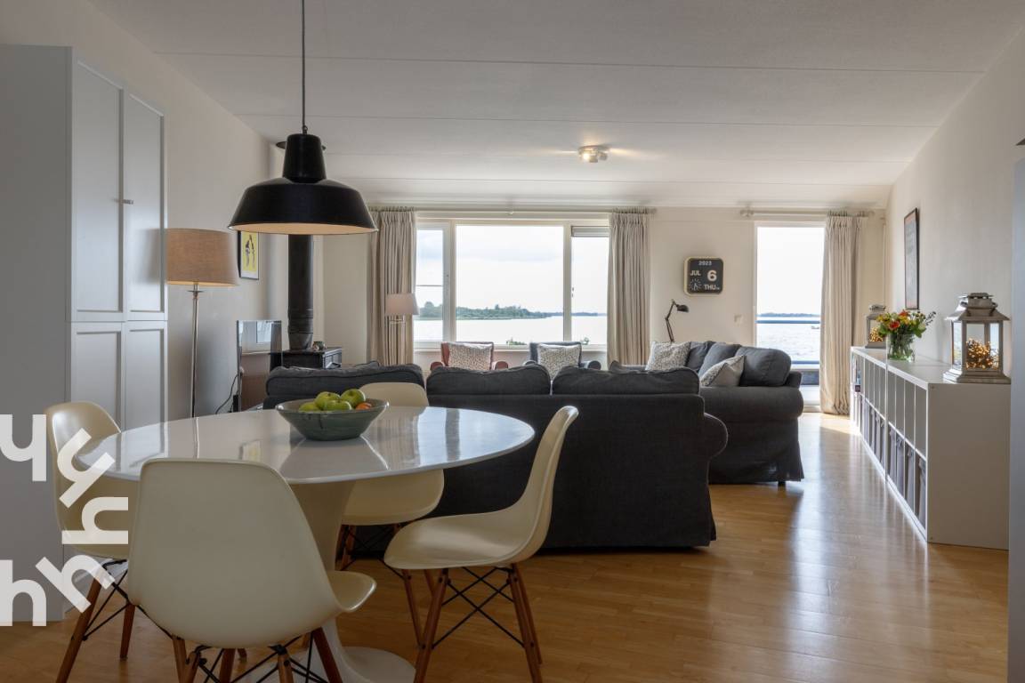 94 M² House ∙ 2 Bedrooms ∙ 4 Guests - Giethoorn