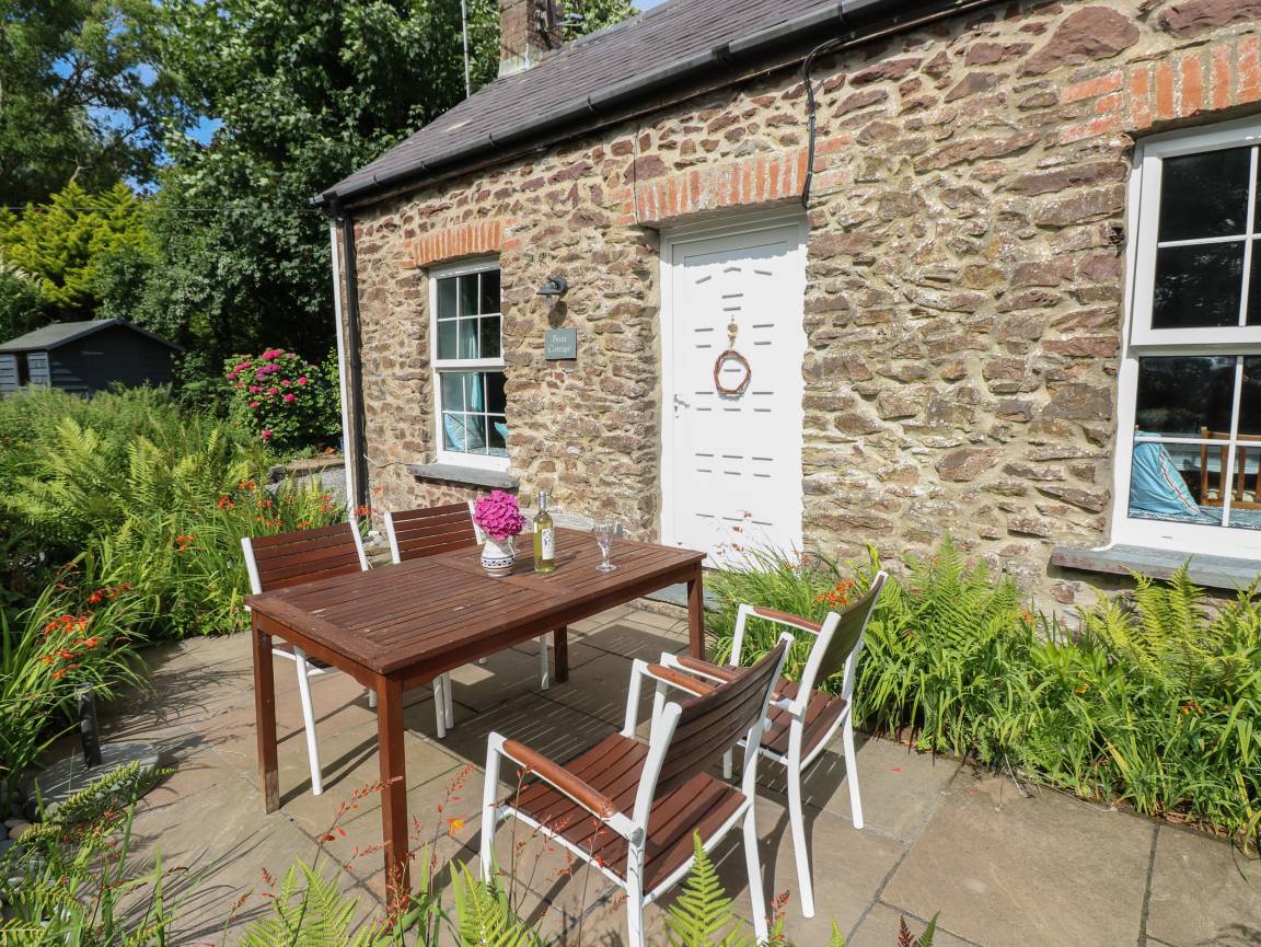 Cottage ∙ 2 Slaapkamers ∙ 4 Gasten - Milford Haven