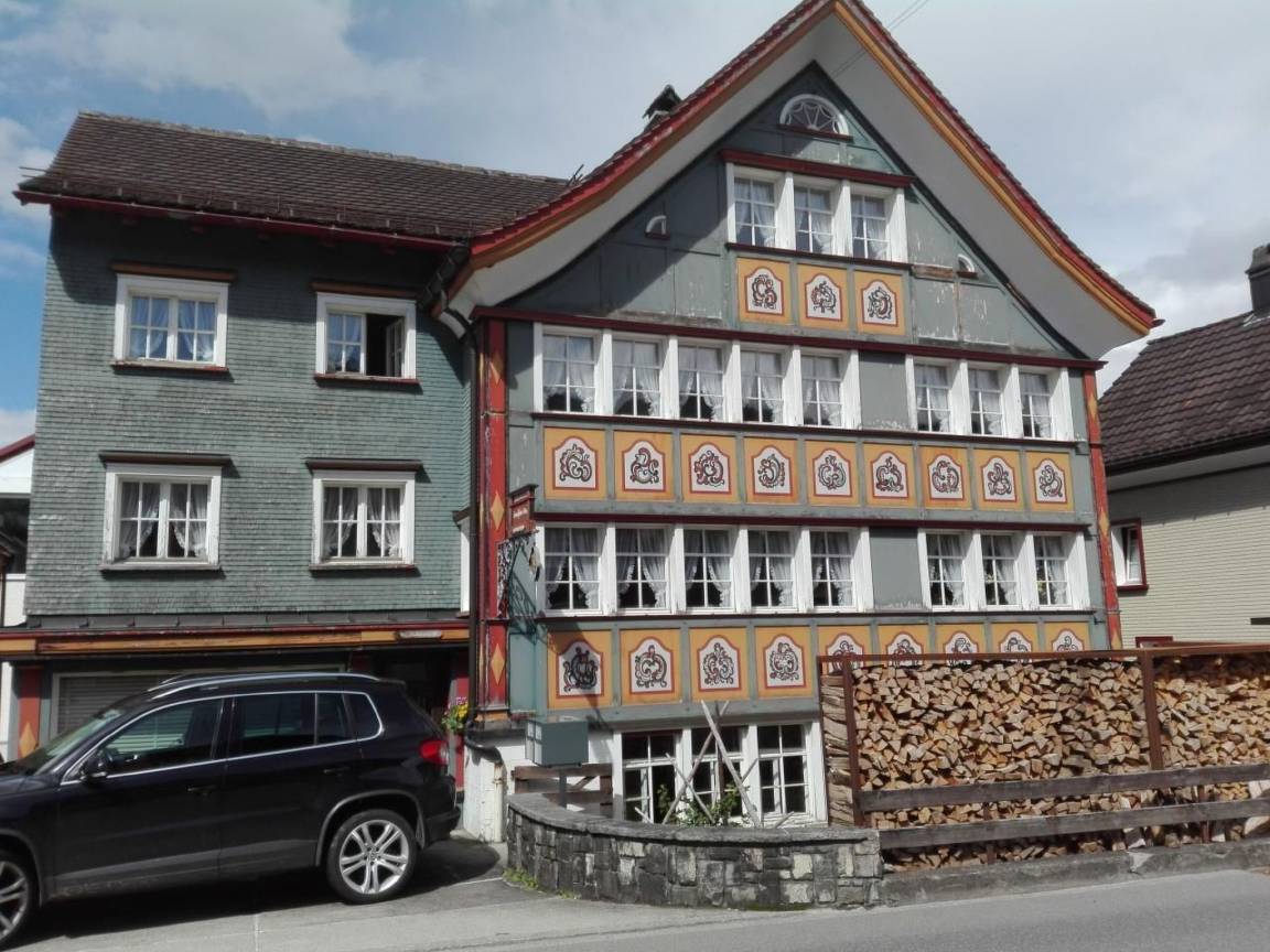 78 M² Apartment ∙ 2 Bedrooms ∙ 4 Guests - Appenzell