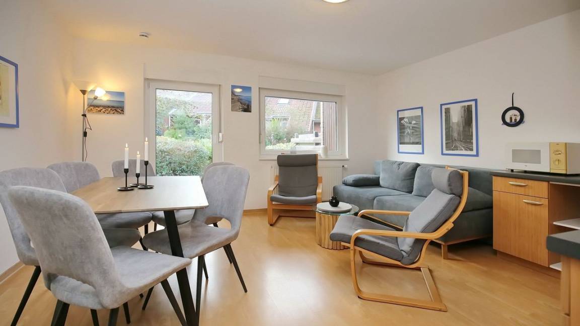 54 M² Ferienhaus ∙ 2 Schlafzimmer ∙ 6 Gäste - Boltenhagen