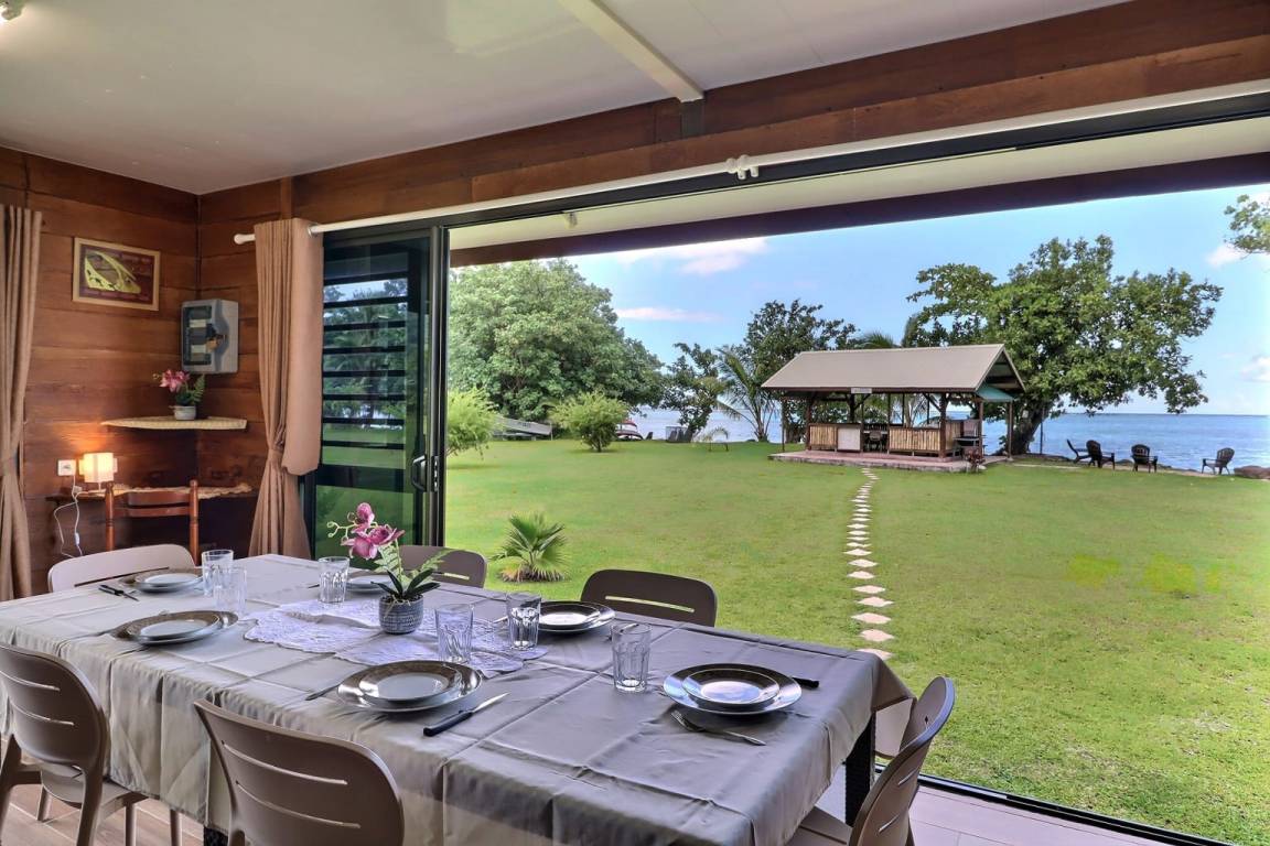 80 M² House ∙ 2 Bedrooms ∙ 5 Guests - French Polynesia