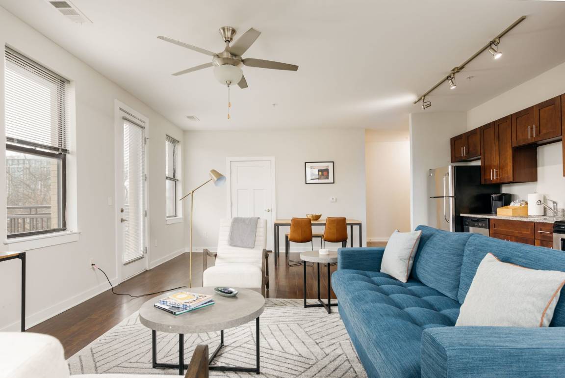 Apartment ∙ 2 Bedrooms ∙ 6 Guests - Nashville, TN