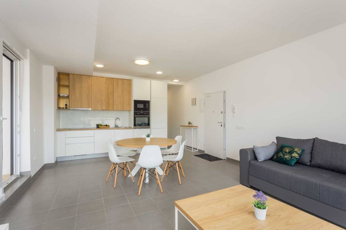 71 M² Apartamento ∙ 2 Habitaciones ∙ 6 Huéspedes - Medulin